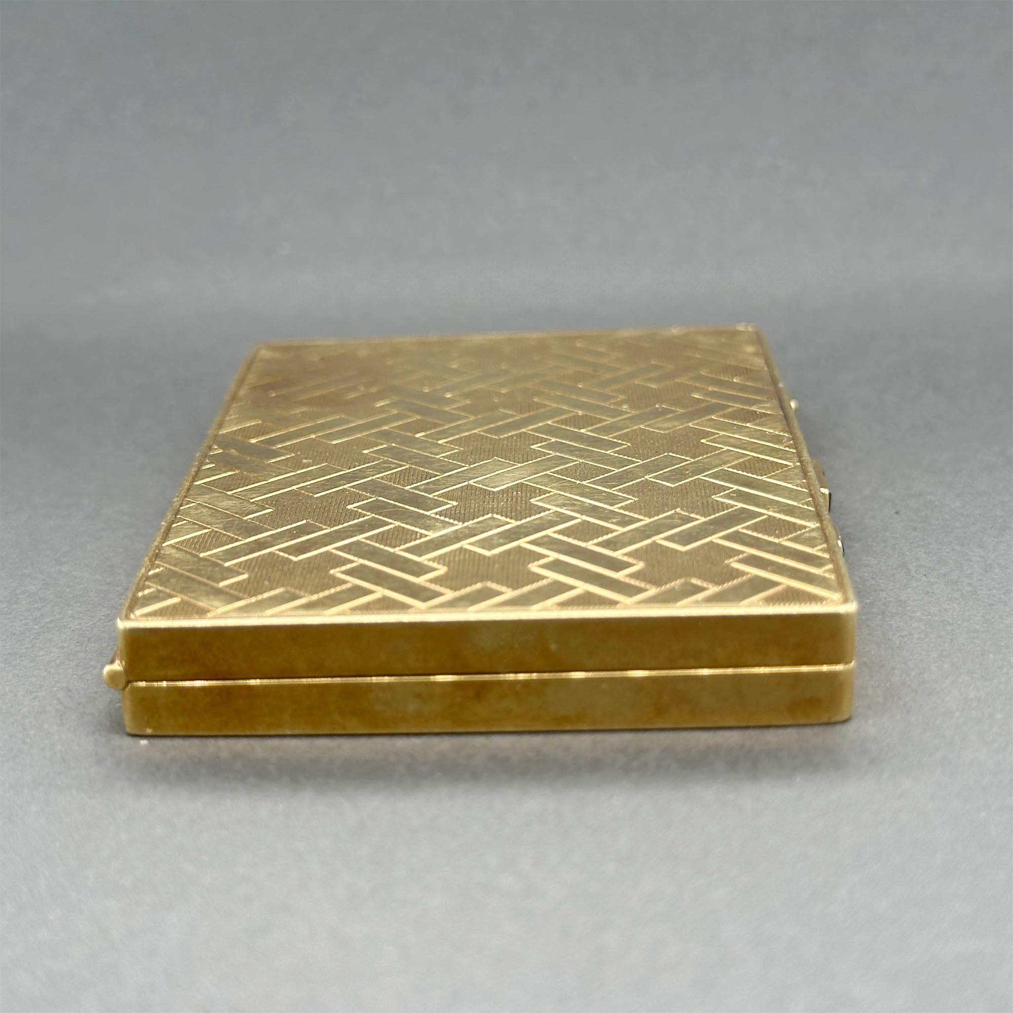 Estate Antique Cartier 18K Yellow Gold Makeup Compact – Walter Bauman ...