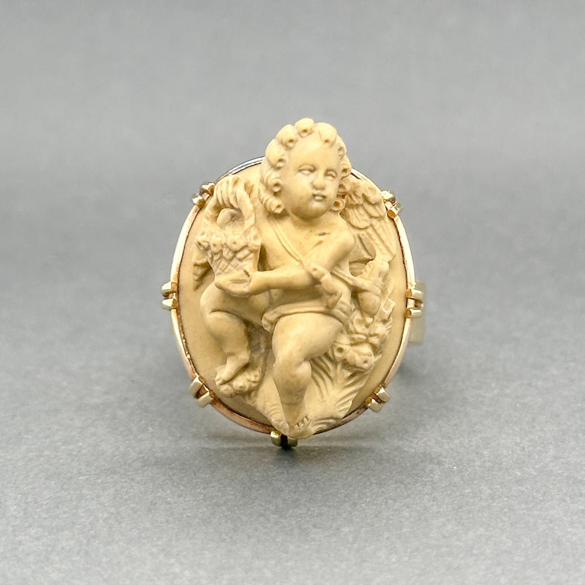 Facebook Pinterest Twitter